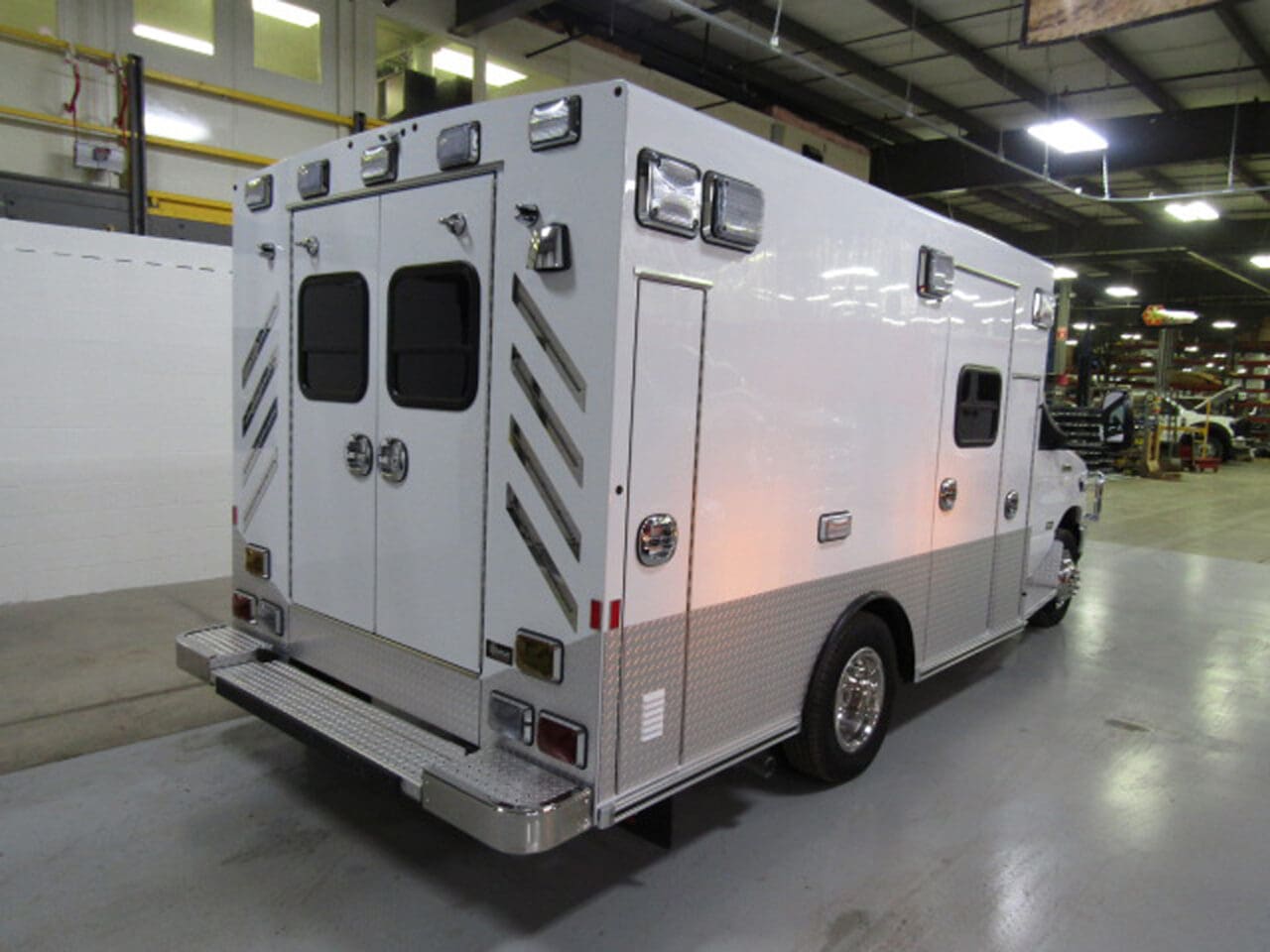 8153 Express Type III Ambulance - Braun Ambulances