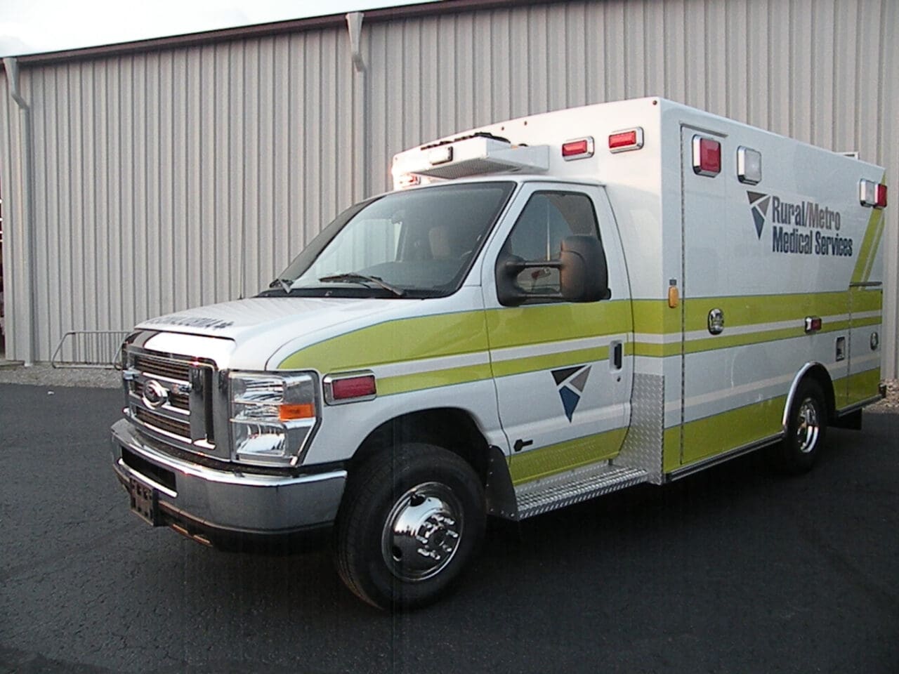 6866-68 Express Type III Ambulance Delivered to Rural Metro