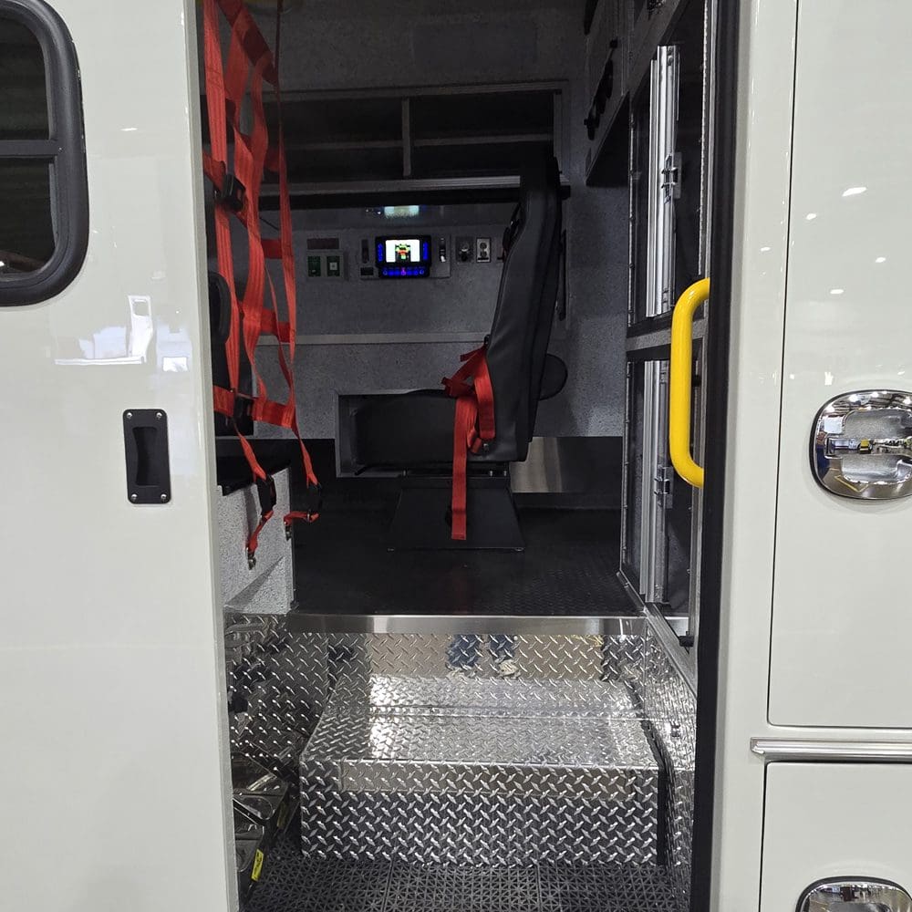 9066 Super Chief Type I Ambulance